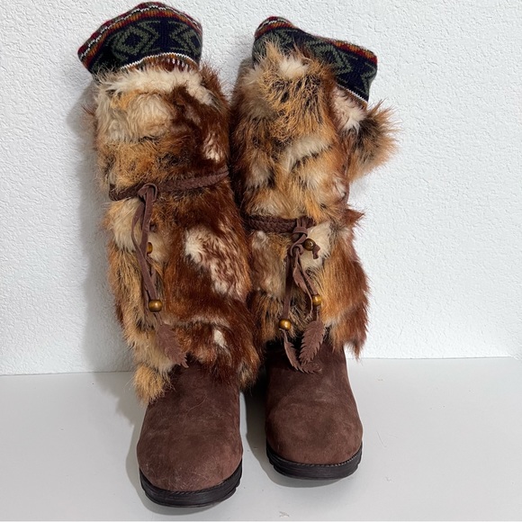 Muk Luks | Shoes | Muk Luks Sigrid Leela Brown Faux Fur Pull On Knee High Moccasin Boots 8 ...
